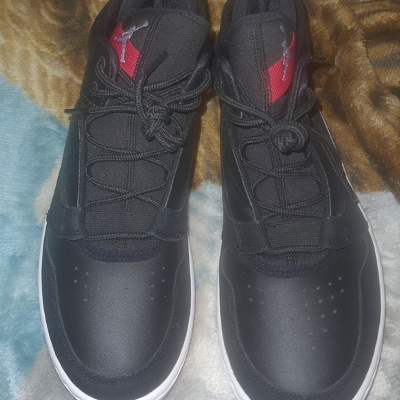 Michael Jordan | Shoes | Michael Jordan Fadeaway Released 220 New No ...